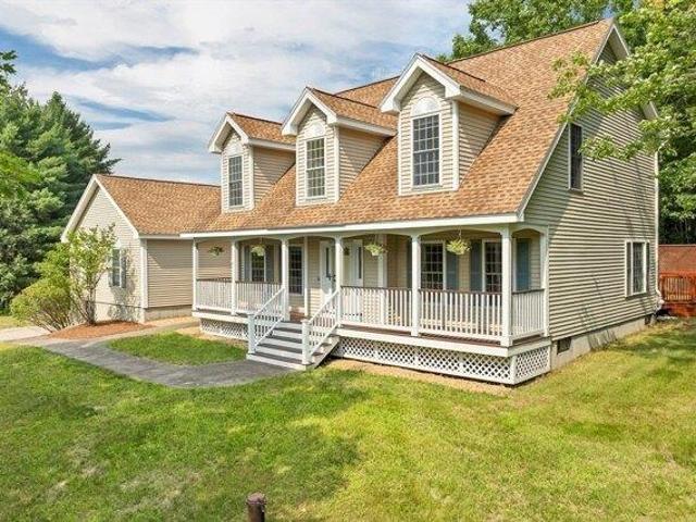 house with 4 bedroom, New Boston NH ES104810672