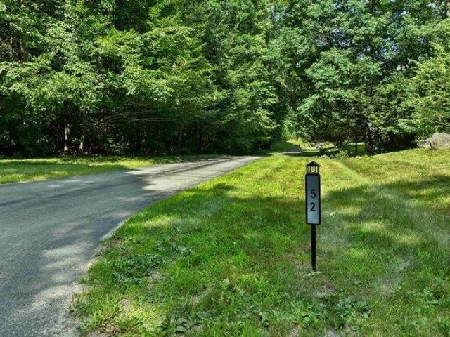 house with 4 bedroom, New Boston NH ES104832977