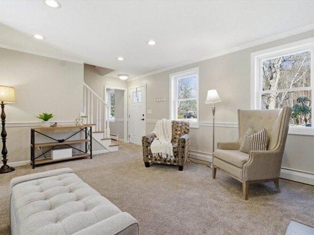 house with 4 bedroom, New Boston NH ES103185017