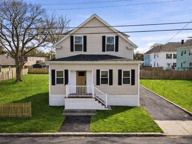 house with 4 bedroom, New Bedford MA DS102594441