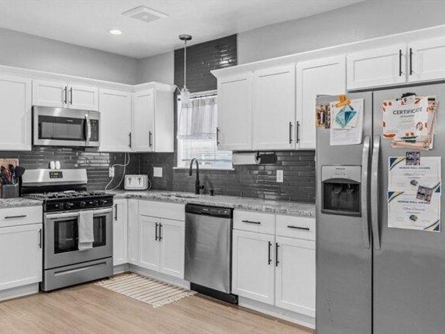 house with 4 bedroom, New Bedford MA DS102633994