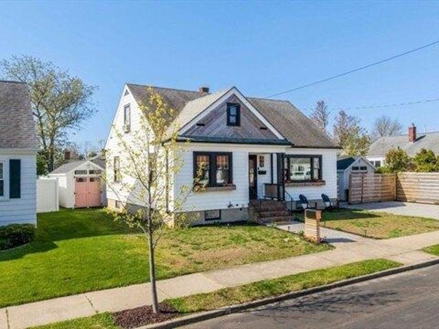 house with 4 bedroom, New Bedford MA DS103072686
