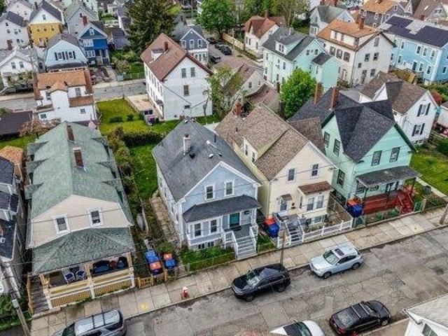 house with 4 bedroom, New Bedford MA DS103020534