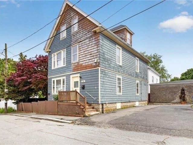 house with 4 bedroom, New Bedford MA DS103035826
