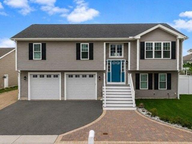 house with 4 bedroom, New Bedford MA DS103435376