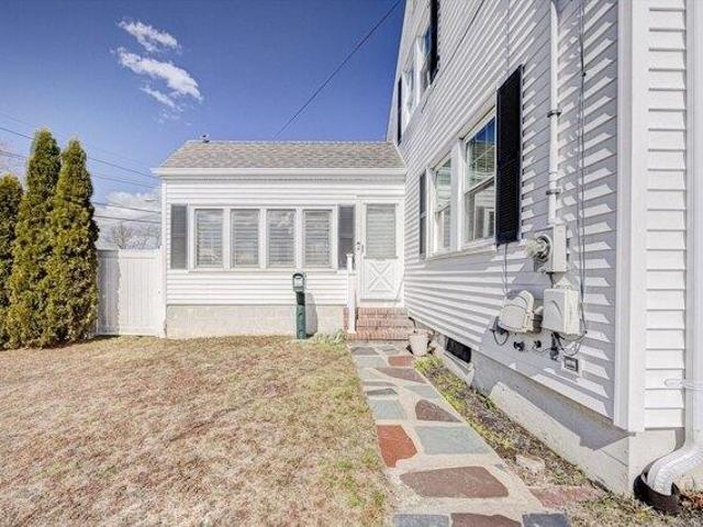 house with 4 bedroom, New Bedford MA ES103098862