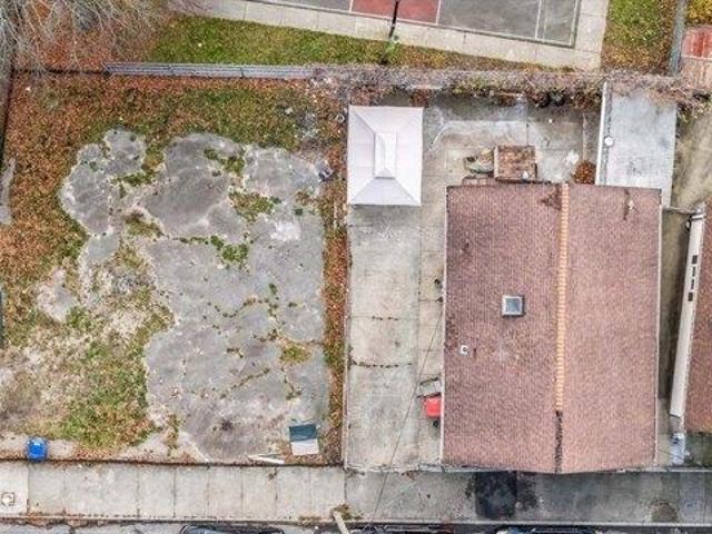 house with 4 bedroom, New Bedford MA ES104761395