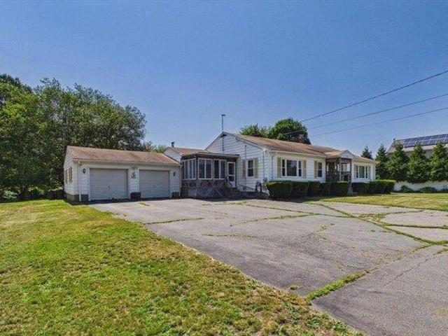 house with 4 bedroom, New Bedford MA ES104832285