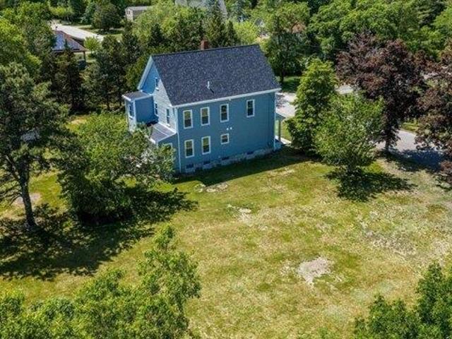 house with 4 bedroom, New Bedford MA ES105140346