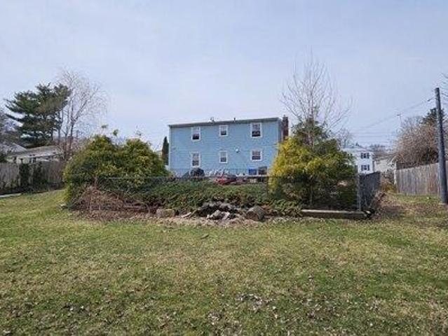 house with 4 bedroom, New Britain CT DLS101529683