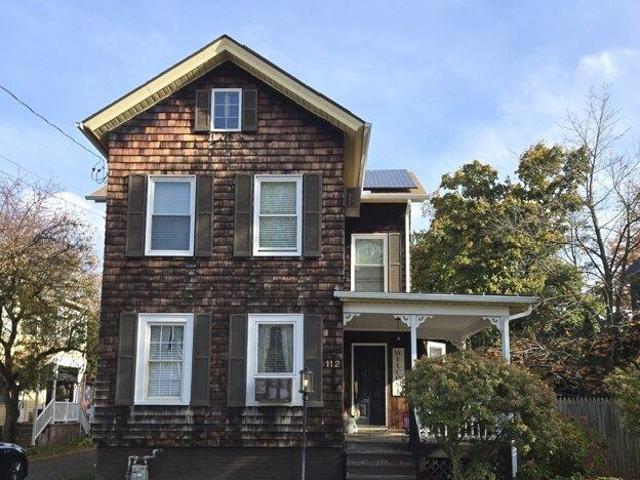 house with 4 bedroom, New Britain CT DLS101750171