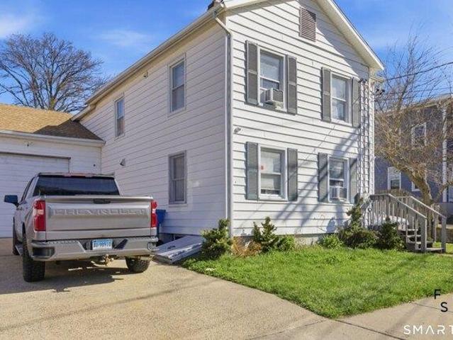 house with 4 bedroom, New Britain CT DLS102346190