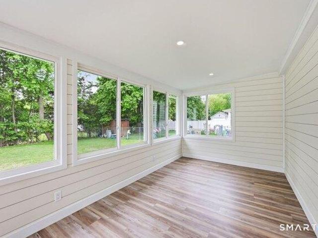house with 4 bedroom, New Britain CT DS102257596