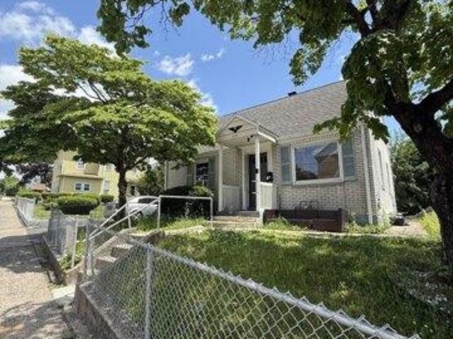 house with 4 bedroom, New Britain CT DS103432707