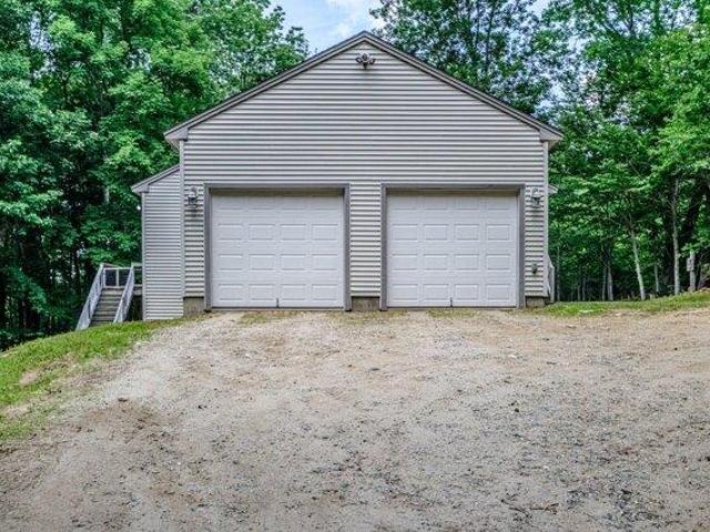 house with 4 bedroom, New Gloucester ME ES104810345