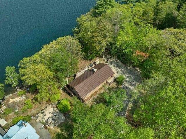 house with 4 bedroom, New Durham NH DLS102635562