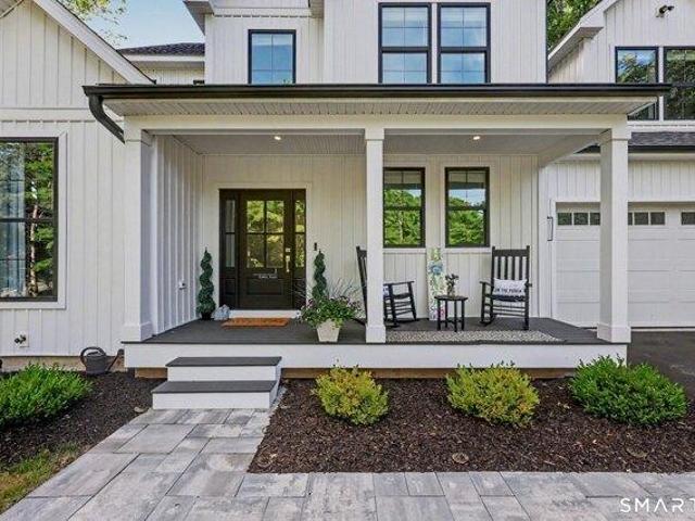 house with 4 bedroom, New Fairfield CT DS104189469