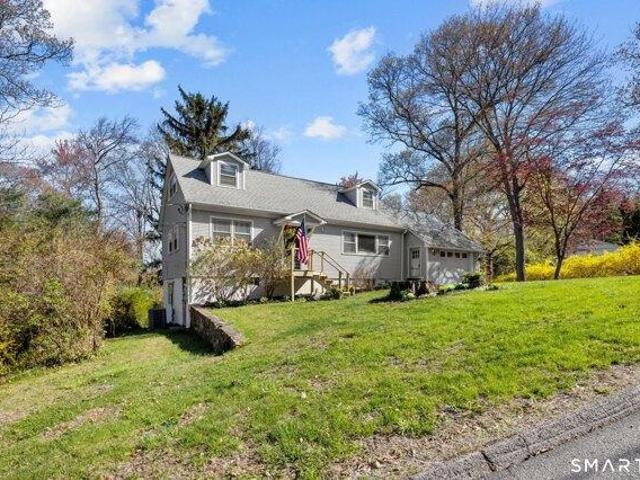 house with 4 bedroom, New Fairfield CT DS102444384