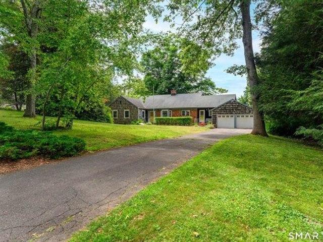 house with 4 bedroom, New Fairfield CT ES104237657