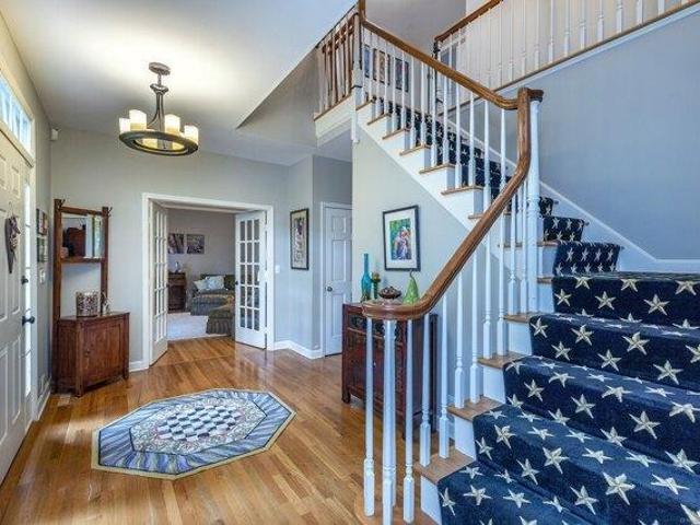 house with 4 bedroom, New Fairfield CT ES104332600