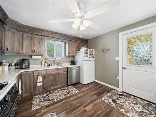 house with 4 bedroom, New Kensington PA DS103599699