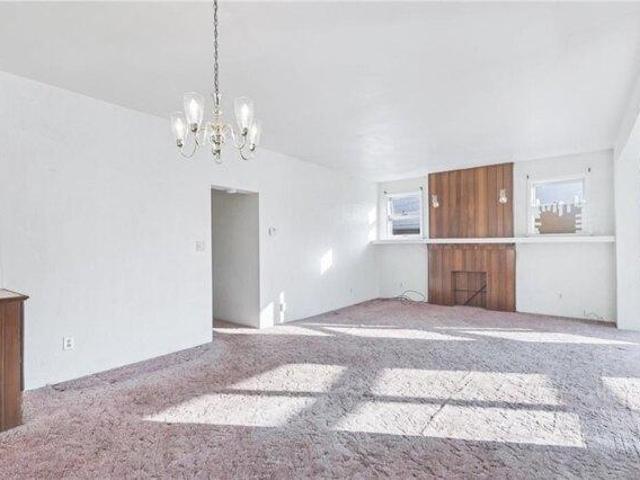 house with 4 bedroom, New Kensington PA ES103622882