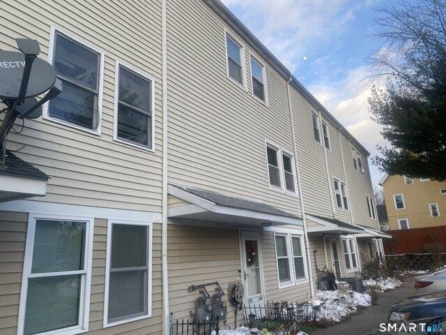house with 4 bedroom, New Haven CT DLS101706509