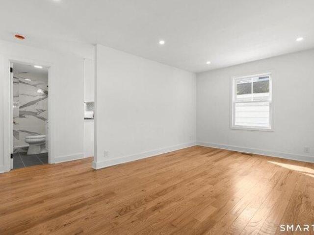 house with 4 bedroom, New Haven CT DLS102213755