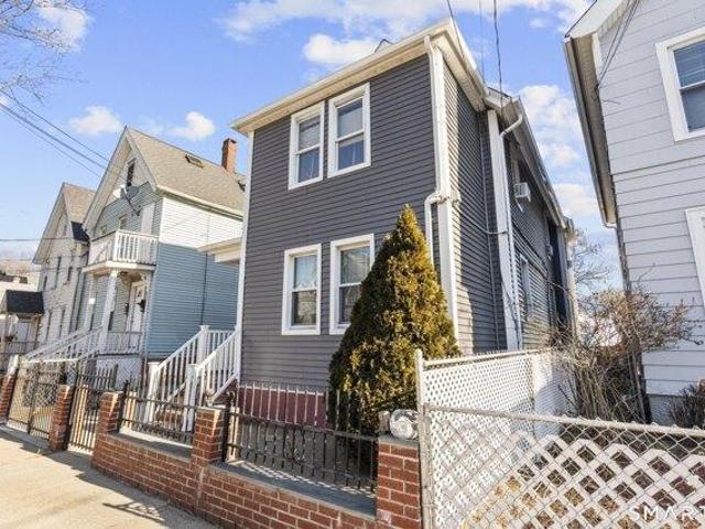 house with 4 bedroom, New Haven CT DS100433116