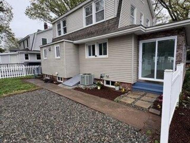 house with 4 bedroom, New Haven CT ES103160462