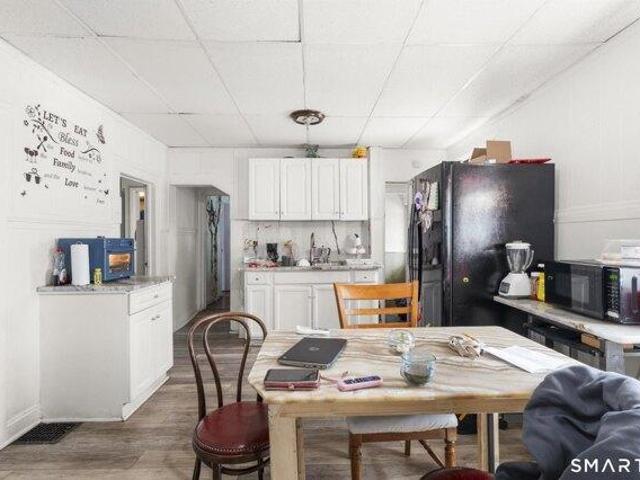 house with 4 bedroom, New Haven CT ES104851279