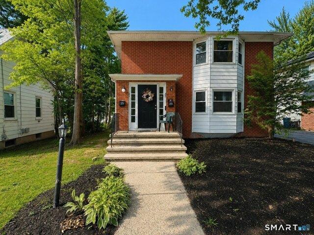 house with 4 bedroom, New Haven CT ES104330925
