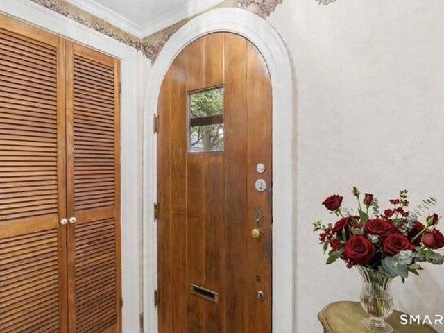 house with 4 bedroom, New Haven CT ES105415482