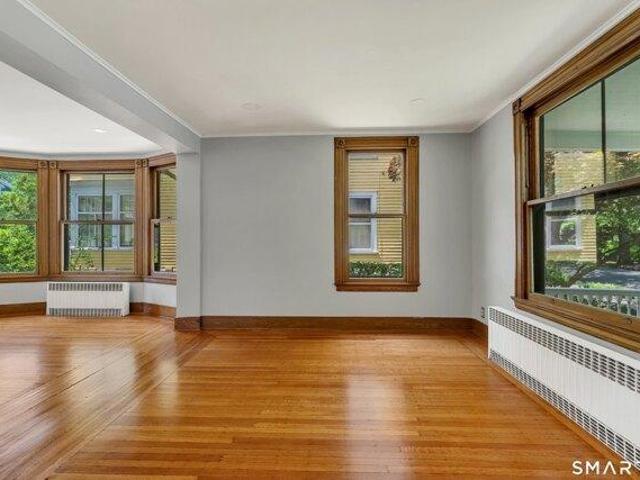 house with 4 bedroom, New Haven CT ES105113851