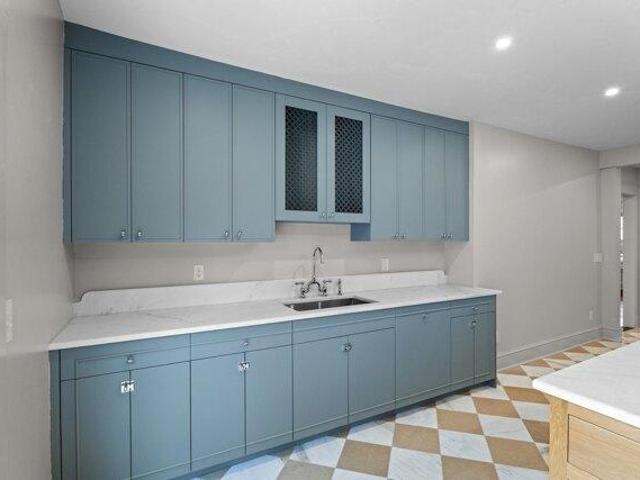 house with 4 bedroom, New Haven CT ES105173146
