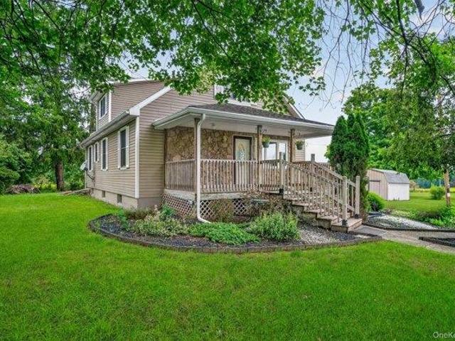 house with 4 bedroom, New Hampton NY ES105207098