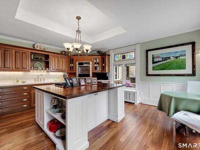 house with 4 bedroom, New Hartford CT DLS102280157
