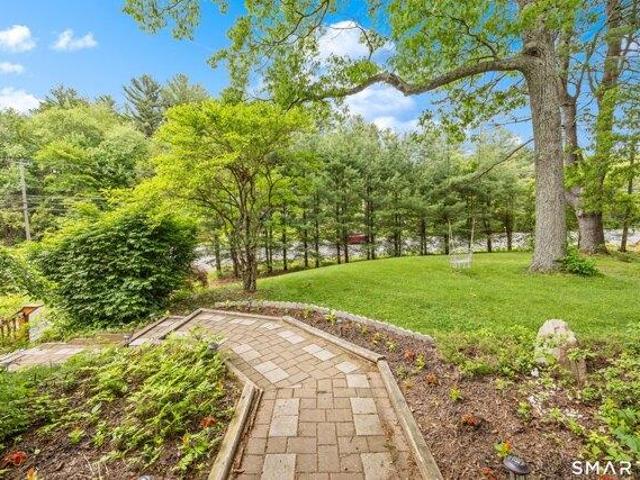 house with 4 bedroom, New Hartford CT DLS102823631