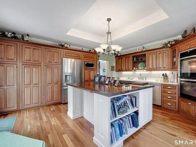 house with 4 bedroom, New Hartford CT ES103186268