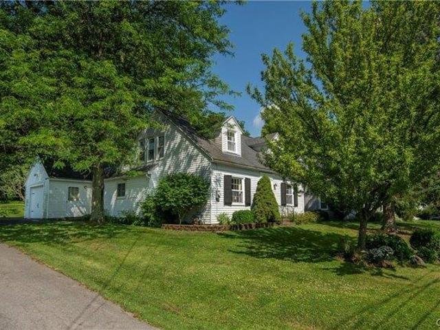 house with 4 bedroom, New Hartford NY ES104907101