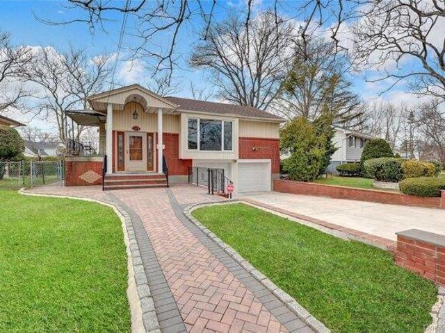 house with 4 bedroom, New Hyde Park NY DLS102527848