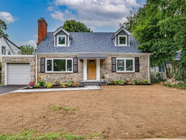 house with 4 bedroom, New Hyde Park NY ES105191089