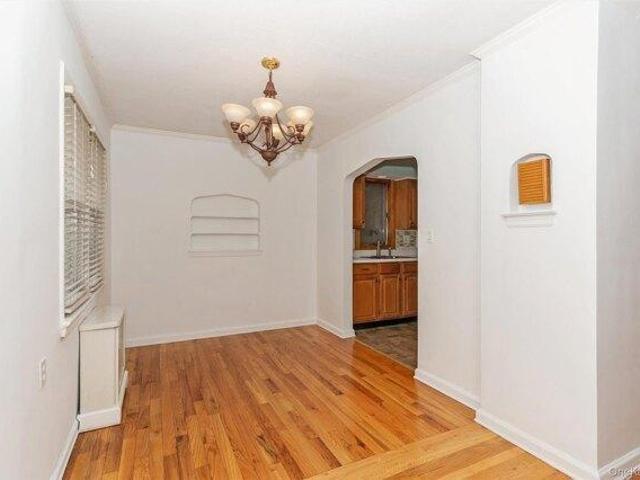 house with 4 bedroom, New Hyde Park NY ES105192089