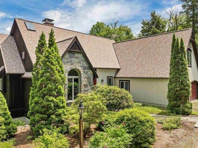house with 4 bedroom, New London NH DLS103020223