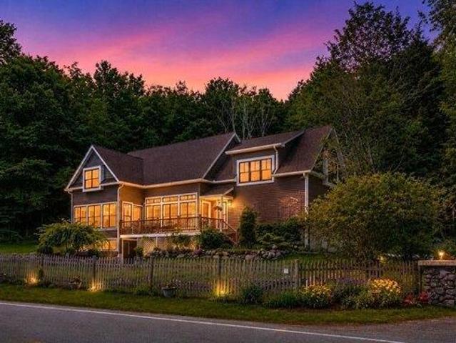 house with 4 bedroom, New London NH DS104008215