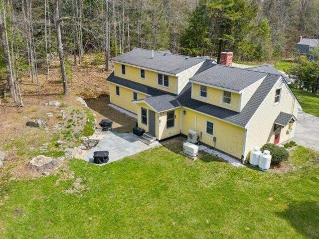 house with 4 bedroom, New London NH DS104442582