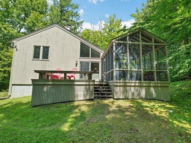house with 4 bedroom, New London NH ES104544176