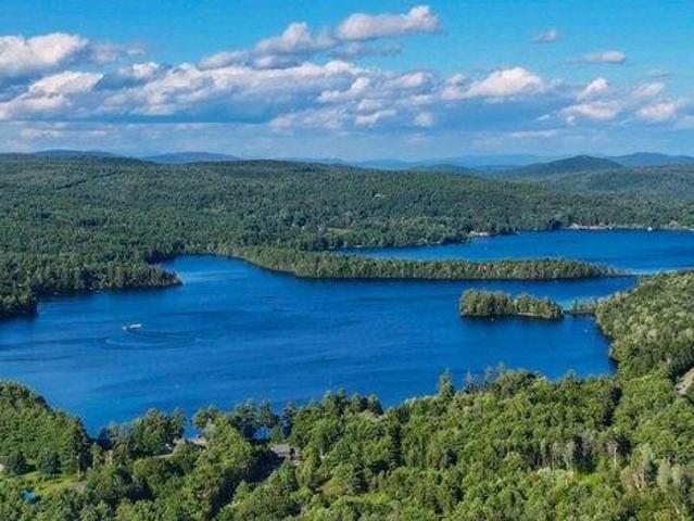 house with 4 bedroom, New London NH ES105093564