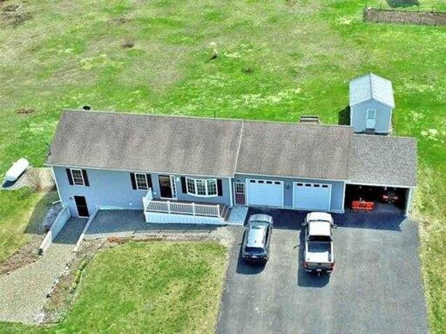 house with 4 bedroom, New Limerick ME ES102822729