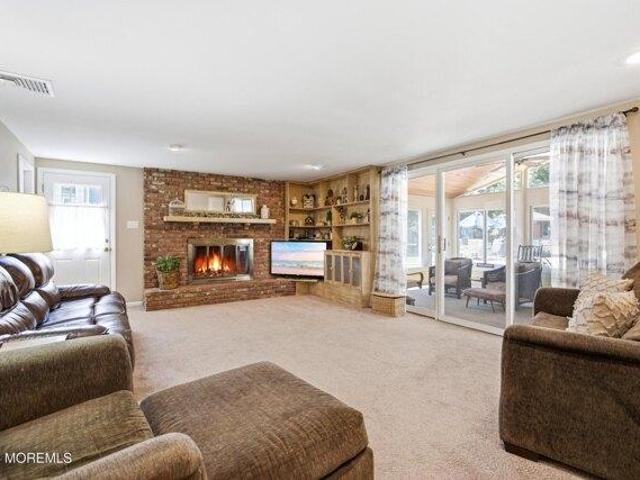 house with 4 bedroom, New Monmouth NJ ES105123864